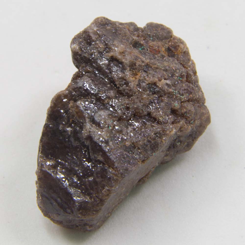 Pedra Zircão Bruta 1,5x3cm - HELENA CRISTAIS